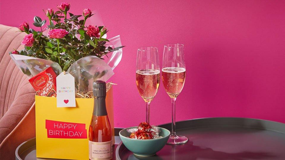 Flower Delivery | Flowers Delivered UK - Flying Flowers